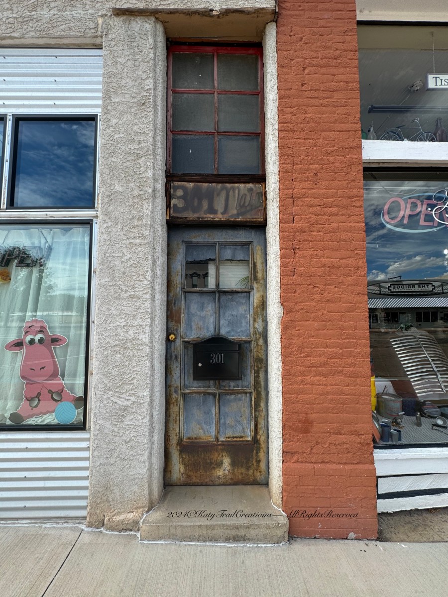 Old Mose, King of the Grizzlies – Katy Trail Creations